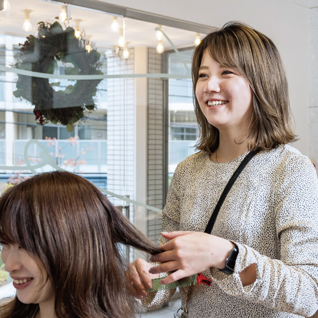 NANBI OB & OG INTERVIEW – 福岡南美容専門学校